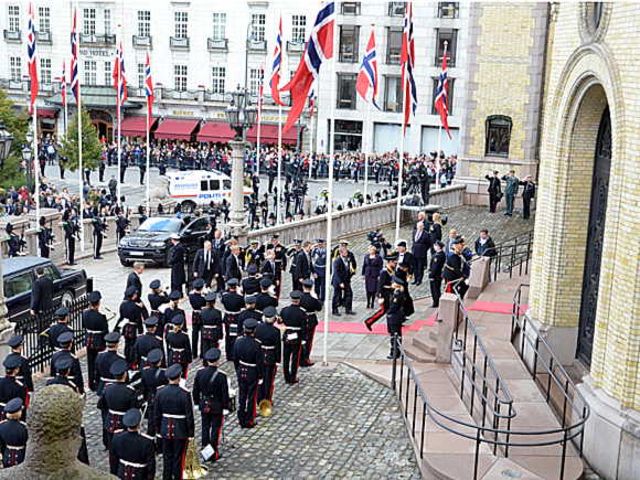 Opninga av Stortinget - Det norske kongehusets barnesider